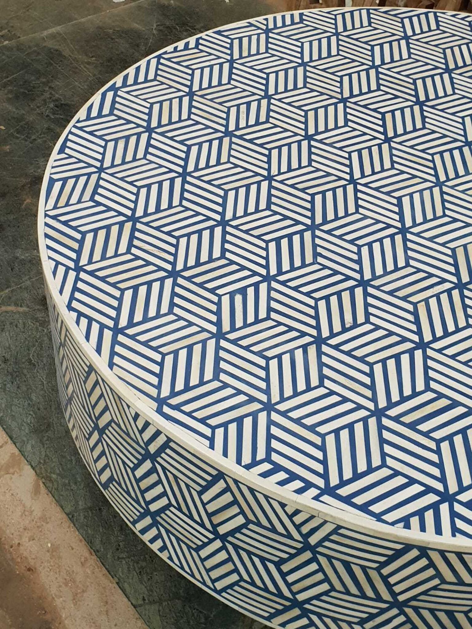Handmade Bone Inlay coffee Table Round Table Bone Inlay Table Brass ...